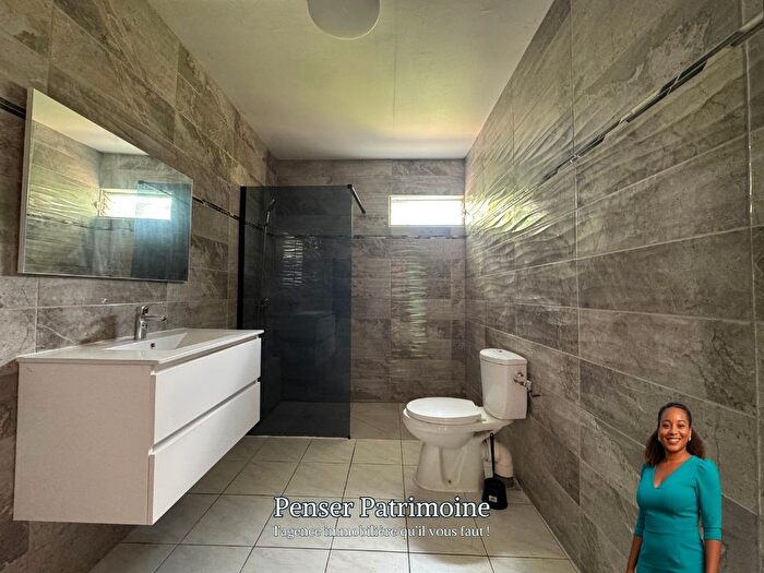 Maison à louer - Sainte-Anne - 5 pièces - 4 chambres