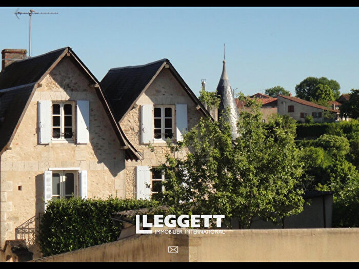 Maison à vendre - Charroux - 8 pièces - 3 chambres