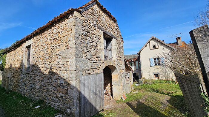 Maison à vendre - Cénevières - 5 pièces - 3 chambres