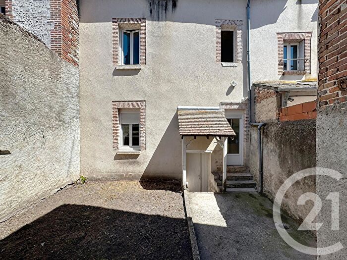 Maison à vendre - Romorantin-Lanthenay, Centre-ville - 6 pièces - 5 chambres