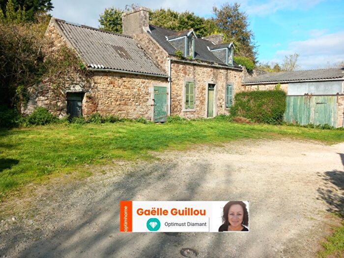 Maison à vendre - Plougoulm - 4 pièces