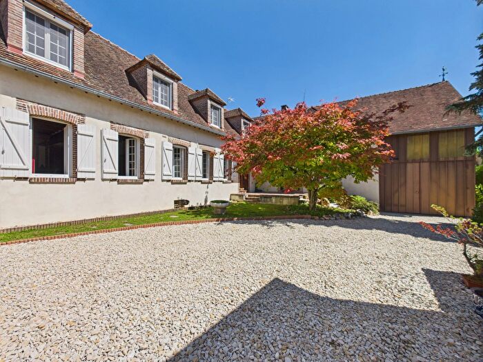 Maison à vendre - Saint-Benoist-sur-Vanne - 12 pièces - 7 chambres