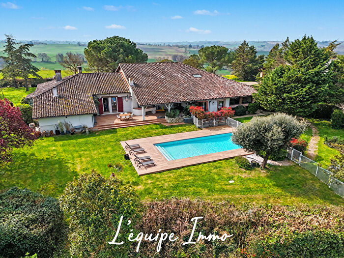 Maison à vendre - Seysses-Savès - 10 pièces - 6 chambres