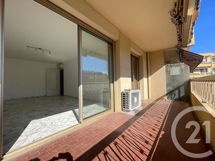 Appartement à vendre - Saint-Laurent-du-Var, Centre-ville, Rascas, Notre-Dame, Condamines - 3 pièces - 2 chambres