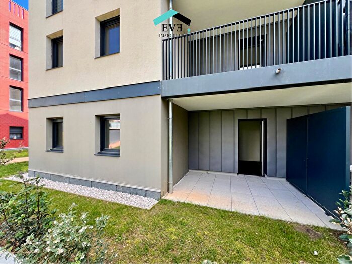 Appartement à vendre - Pont-de-Chéruy - 4 pièces - 3 chambres