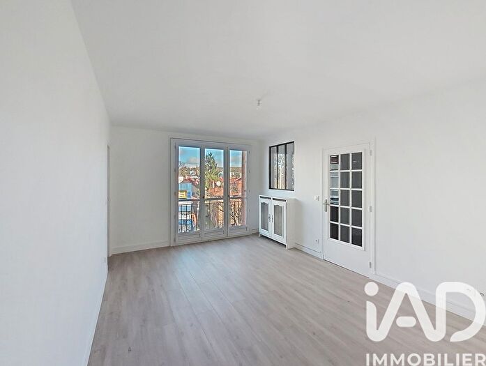 Villemomble, Époque : Appartement 3 pièces à vendre
