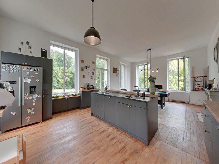 Maison à vendre - Fère-en-Tardenois - 14 pièces - 7 chambres