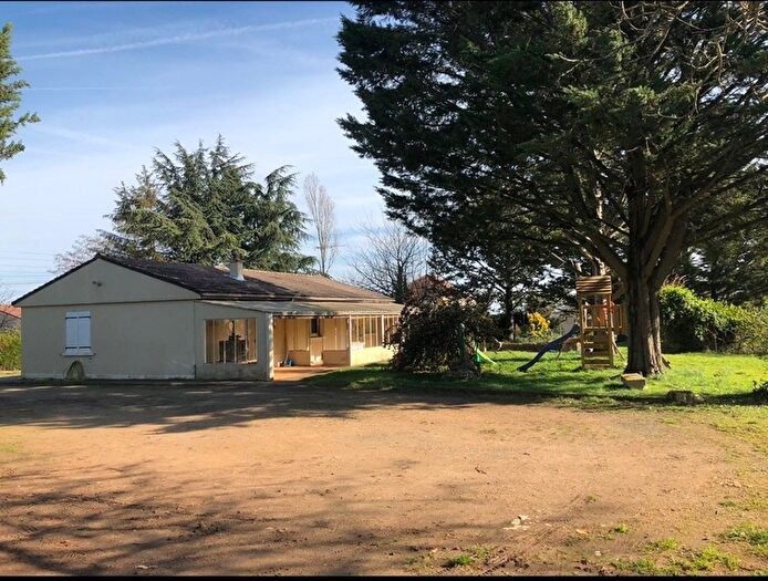 Maison à vendre - Poitiers, Ouest - 5 pièces - 4 chambres