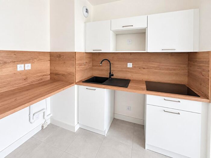 Le Pontet, Réal Panier : Appartement 2 pièces à louer