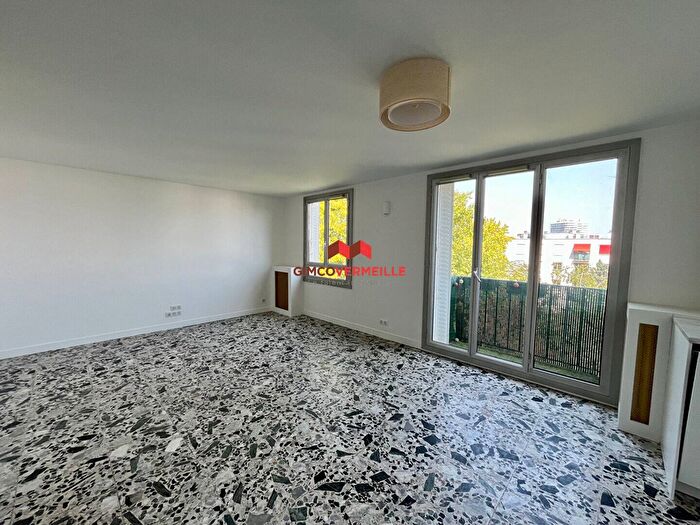 Appartement à louer - Bord de Seine-Les Martinets, Rueil-Malmaison - 4 pièces - 2 chambres