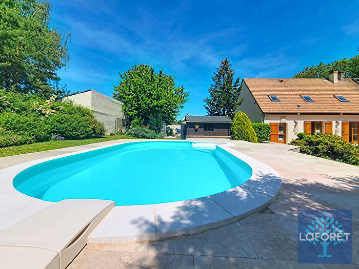 Maison 5 pièces à vendre à Villeneuve-sur-Auvers