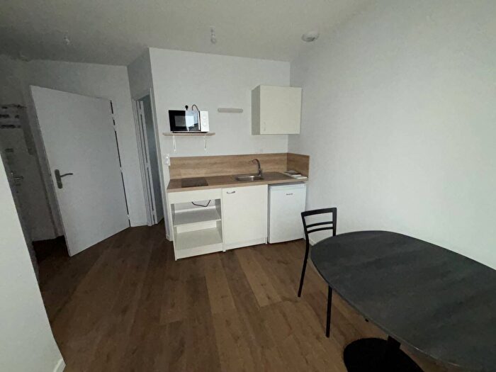 Appartement à louer - Sablé-sur-Sarthe - 2 pièces - 1 chambre