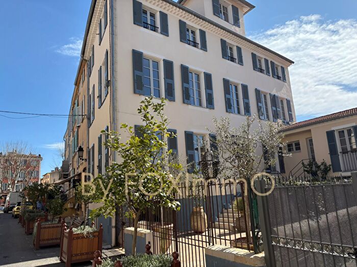 Maison à vendre - Biot - 8 pièces - 4 chambres