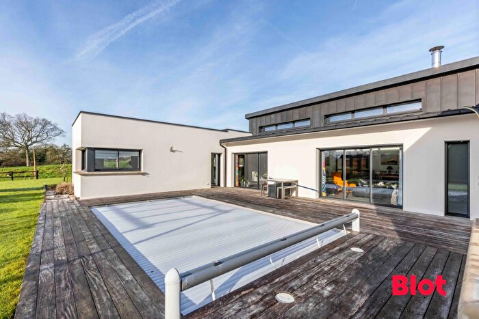 Maison à vendre - Coglès - 5 pièces - 4 chambres