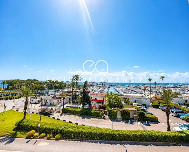 Appartement 3 pièces à vendre à Vallauris, Golfe Juan, Vieux Port