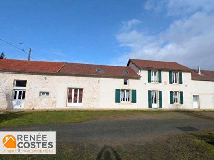 Valdivienne : Maison 6 pièces à vendre