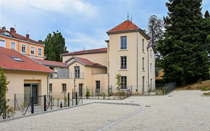 Appartement à vendre - Tassin-la-Demi-Lune, Montpinot, Le Bourg - 1 pièce