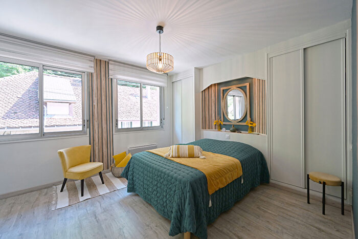 Appartement à vendre - Le Pont-de-Beauvoisin - 4 pièces - 3 chambres