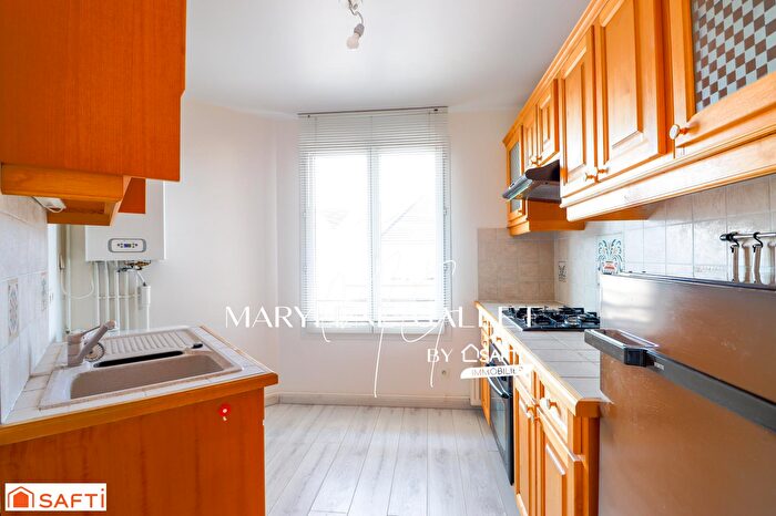 Appartement à vendre - Achères, Champs de Villars, Le Magasin, Gare, Petite-Arche - 2 pièces - 1 chambre