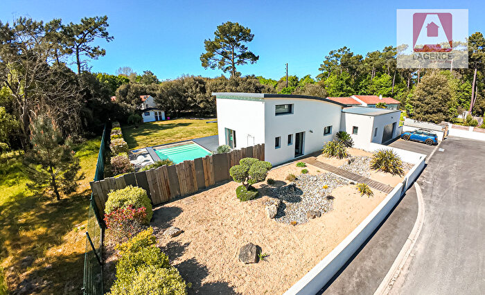 Maison à vendre - Saint-Hilaire-de-Riez, Fradinière, Pissot - 7 pièces - 3 chambres