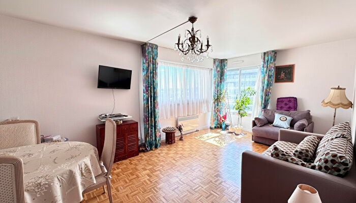 Appartement 2 pièces à vendre - Boulogne-Billancourt, Renault, Billancourt