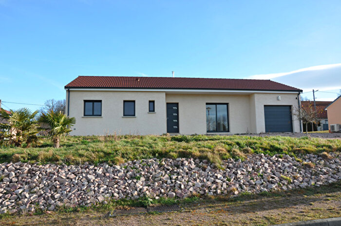 Maison à vendre - Le Mayet-de-Montagne - 4 pièces - 3 chambres