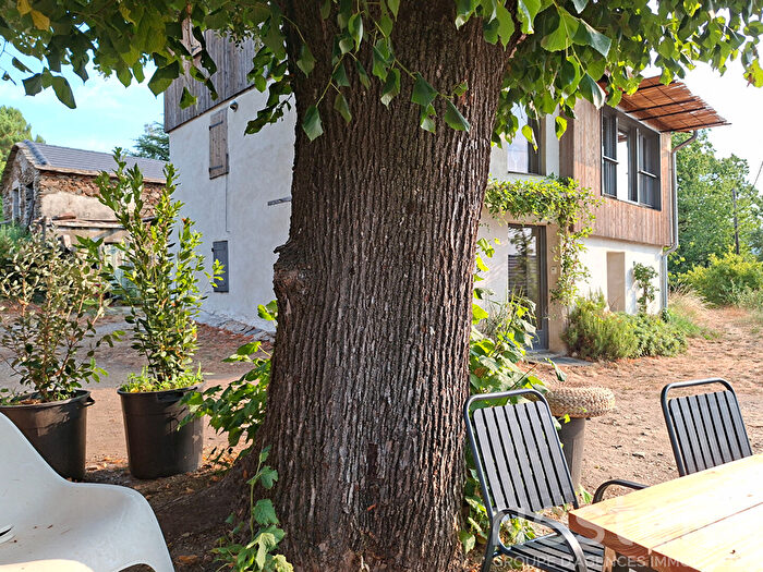 Maison 5 pièces à vendre - Saint-Hilaire-de-Lavit