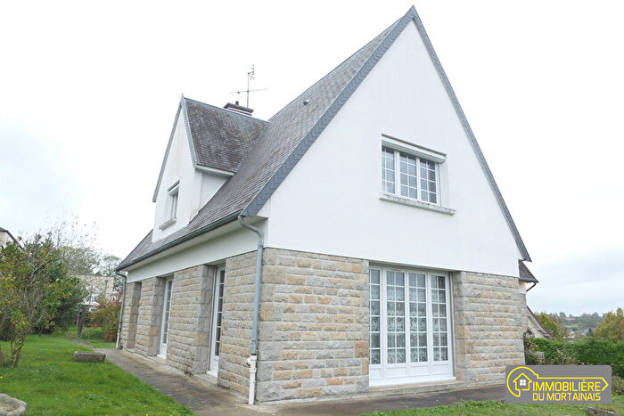 Maison à vendre - Saint-Hilaire-du-Harcouët - 6 pièces - 5 chambres