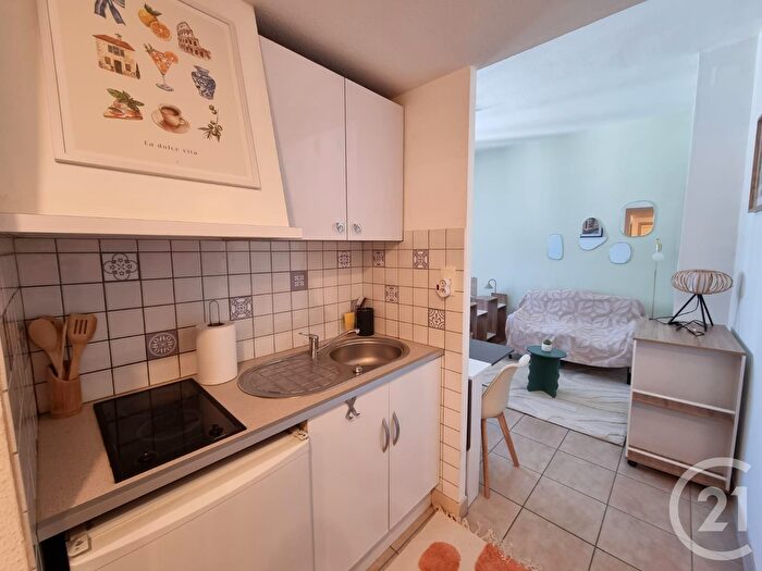 Appartement 1 pièce à Tarbes, Centre-ville, à louer