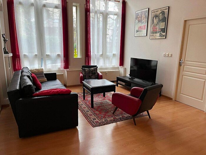 Appartement à louer - Thermal-Vieux-Vican, Vichy - 3 pièces - 2 chambres