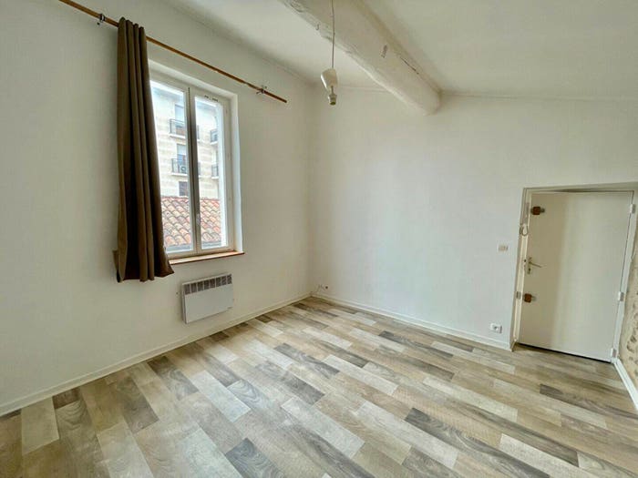 Appartement 1 pièce à louer - Gambetta, Nîmes