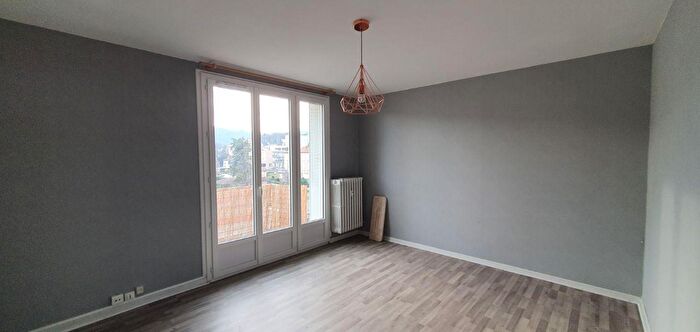 Appartement à louer - Privas - 3 pièces - 2 chambres