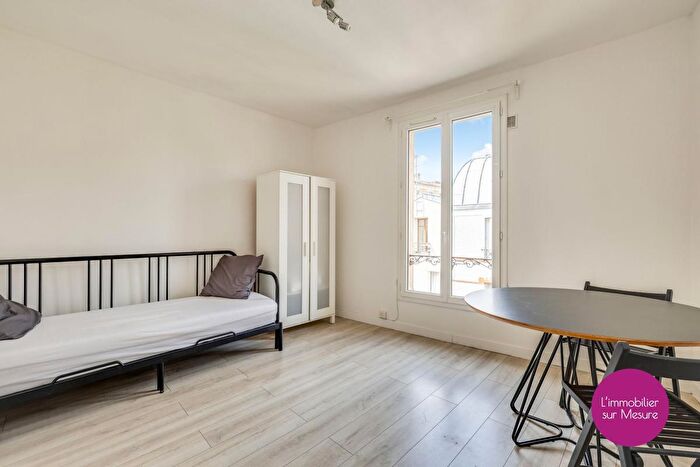 Montreuil, Solidarité, Carnot : Appartement 1 pièce à vendre