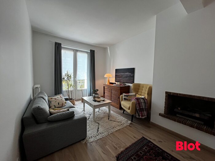 Appartement 3 pièces à Quartiers Ouest, Arsenal, Redon, à vendre