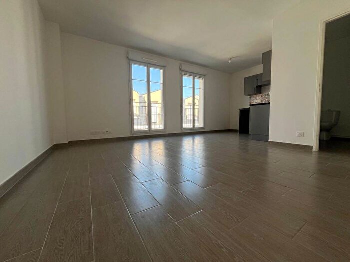 Appartement à louer - Les Perroquets, Villiers-sur-Marne - 2 pièces - 1 chambre