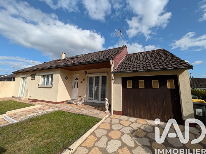 Maison 6 pièces à Tours, Douets Milletière, à vendre