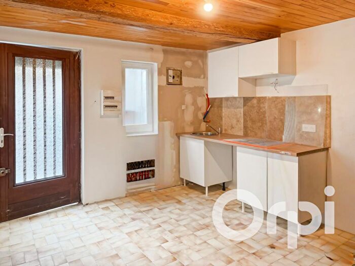 Maison à vendre - Beaucaire, Centre-ville - 2 pièces - 1 chambre