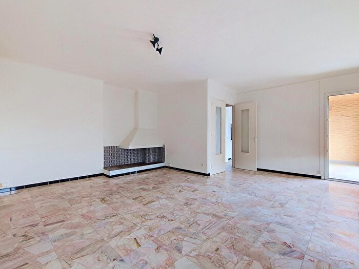 Perpignan, Clos-Banet : Appartement 4 pièces à louer
