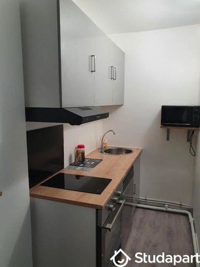 Appartement 1 pièce à louer - Les Lozaits, Villejuif