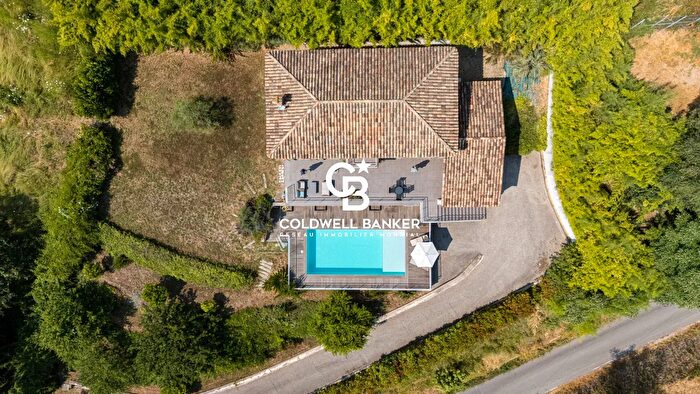 Maison à vendre - Vence, Saint-Martin, Lubiane, Le Suve - 5 pièces - 4 chambres