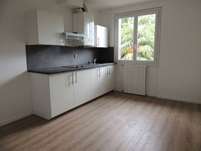 Appartement 2 pièces à Villeneuve-sur-Lot, Saint-Etienne, à louer
