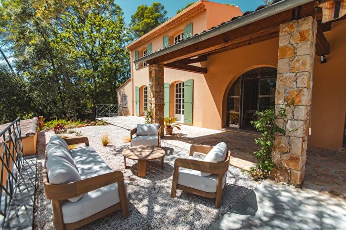 Maison 7 pièces à Lorgues, à vendre