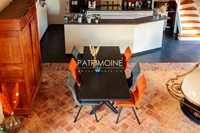 Maison à vendre - Treillières - 14 pièces - 6 chambres