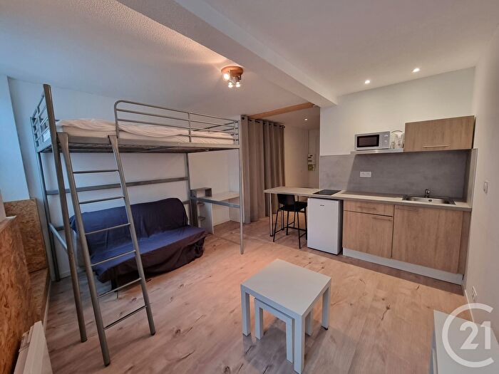 Appartement à louer - Tarbes, Sainte-Anne - 1 pièce