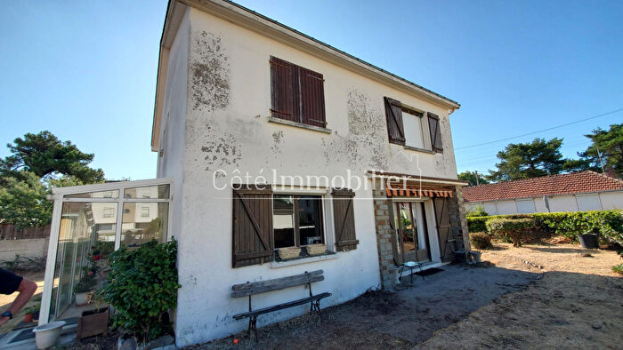 Maison 6 pièces à vendre à Saint-Brevin-les-Pins, Centre-ville, Stade