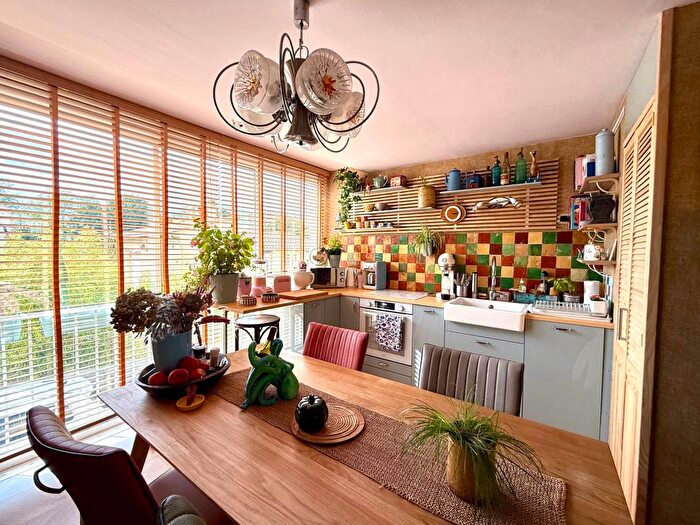 Appartement à vendre - Sète, Château Vert - 5 pièces - 3 chambres