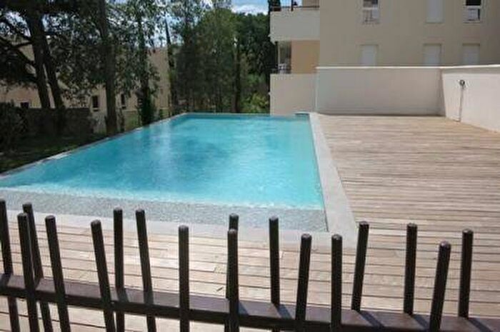 Appartement à louer - Casernes, Nîmes - 3 pièces - 2 chambres