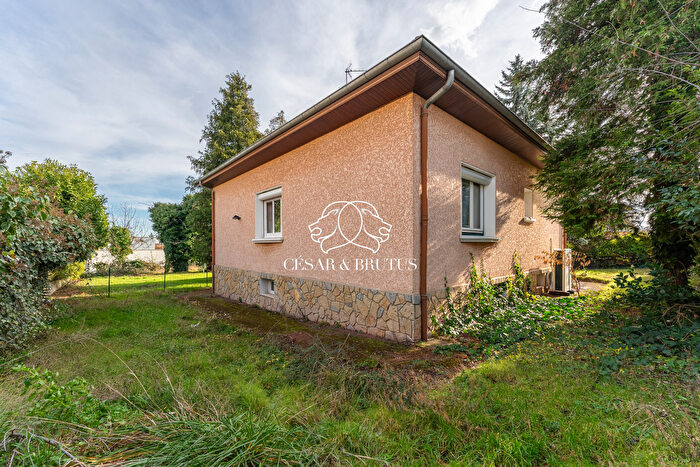 Maison à vendre - Vénissieux, Pasteur - 7 pièces - 6 chambres