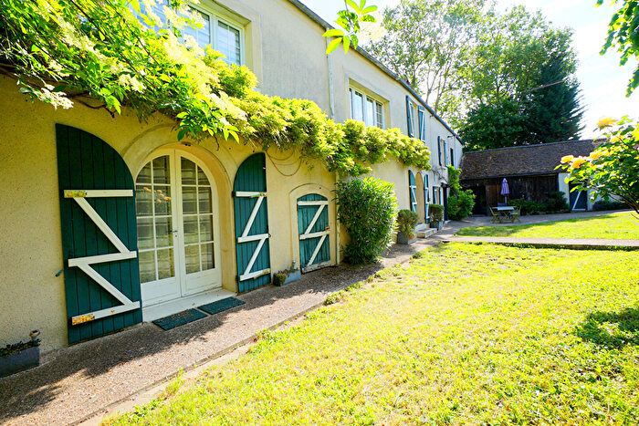 Maison à vendre - Mézières-sur-Seine - 8 pièces - 5 chambres