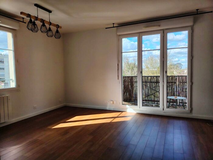 Appartement à louer - Arche Guedon, Torcy - 4 pièces - 3 chambres